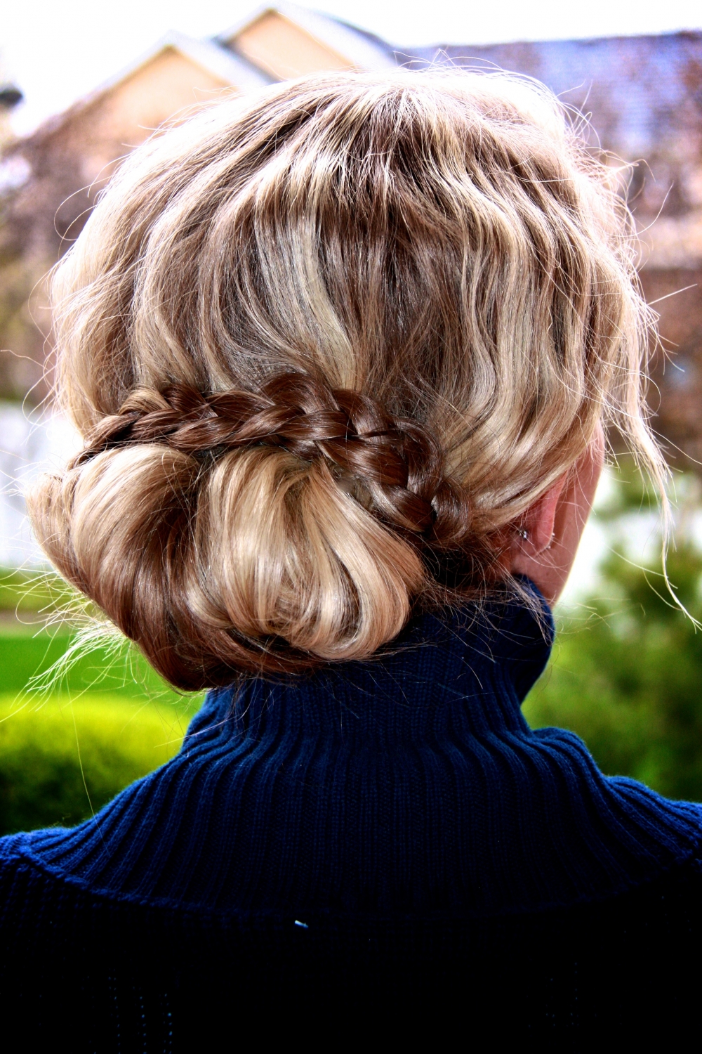 Day 14- the braided bun - Twist Me Pretty