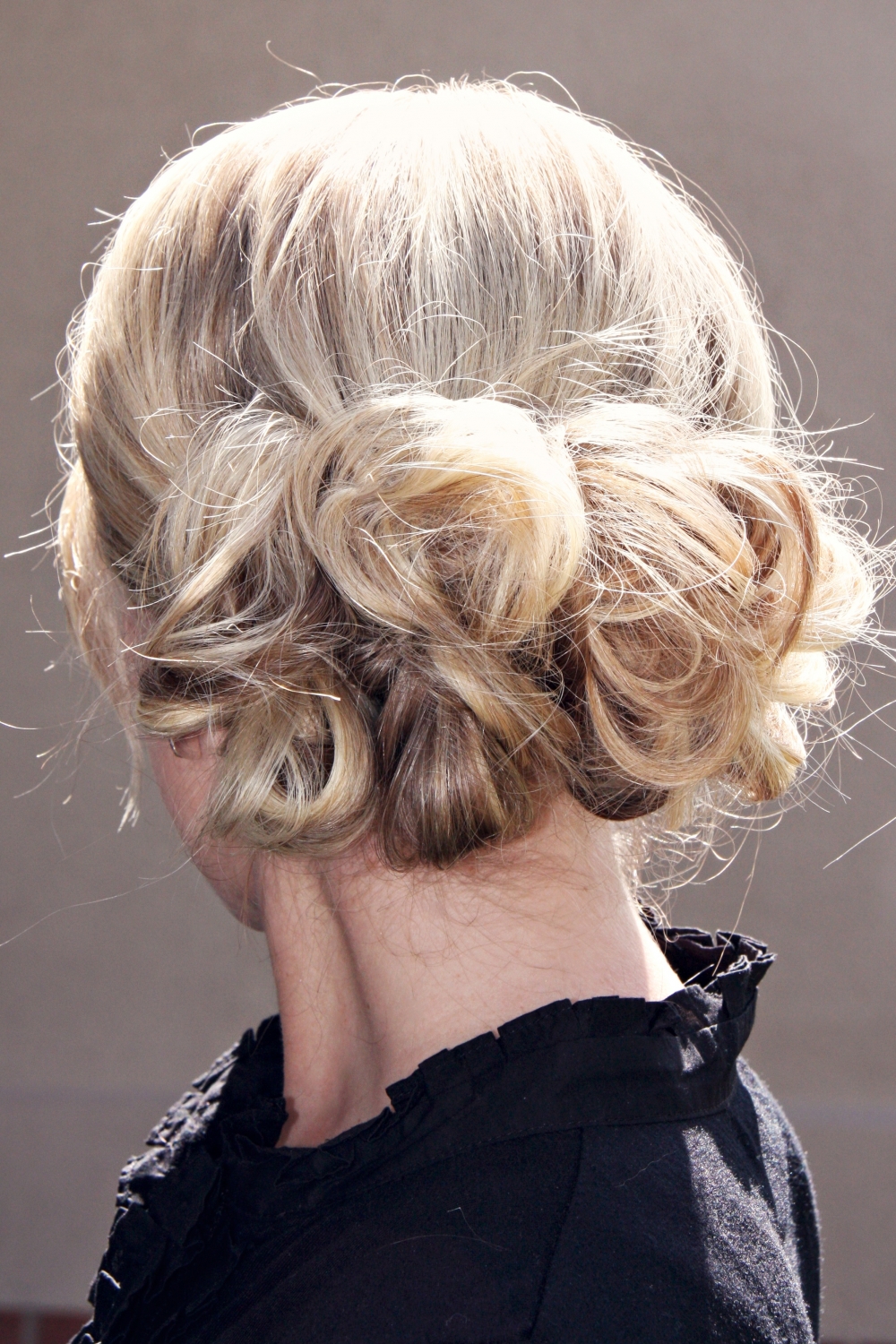 Day 22- Three banded buns - Twist Me Pretty