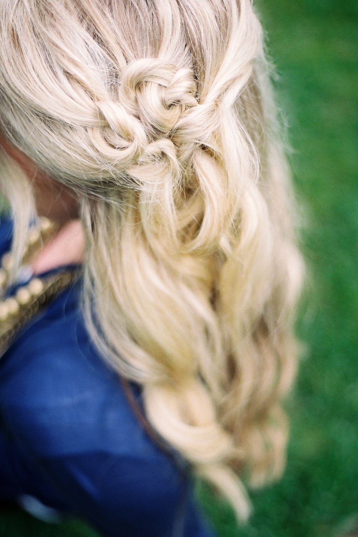 Day 28- Clustered Knots - Twist Me Pretty