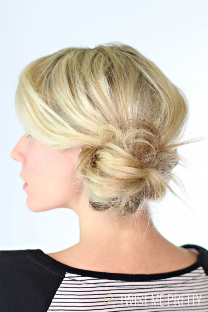 Braided Messy Bun | Day 19 - Twist Me Pretty