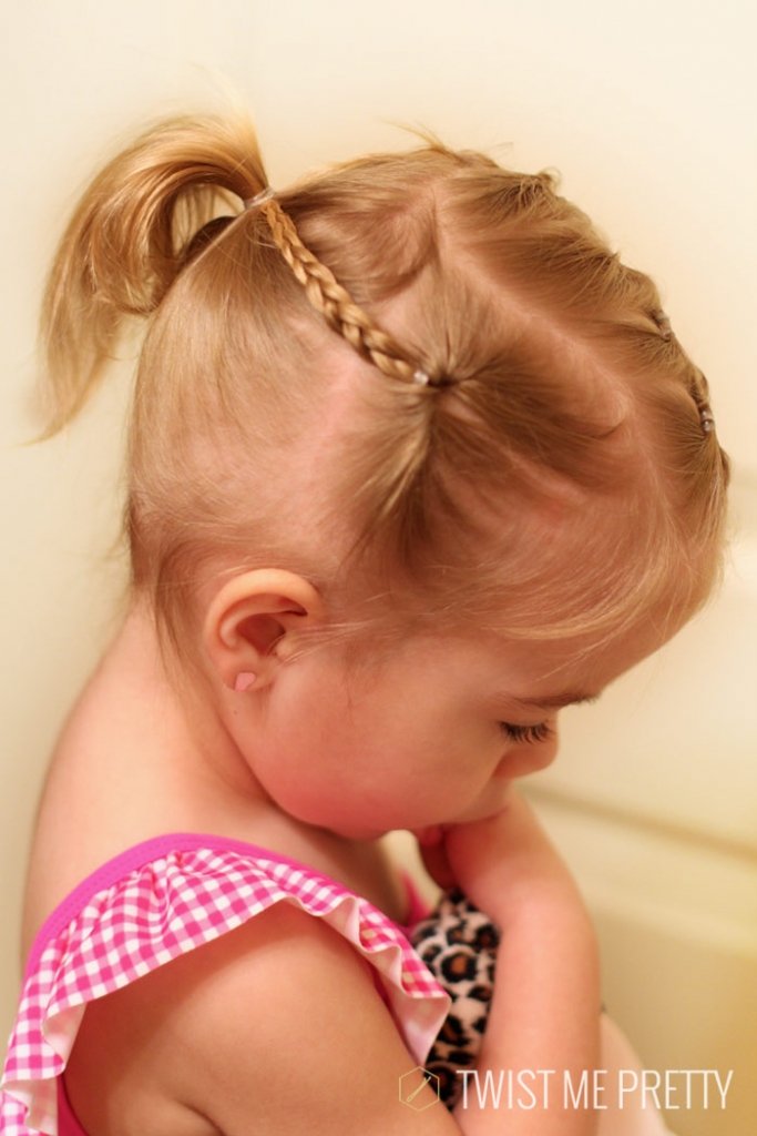 Styles for the wispy haired toddler - Twist Me Pretty