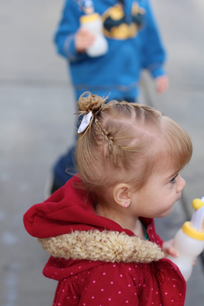 Styles for the wispy haired toddler - Twist Me Pretty