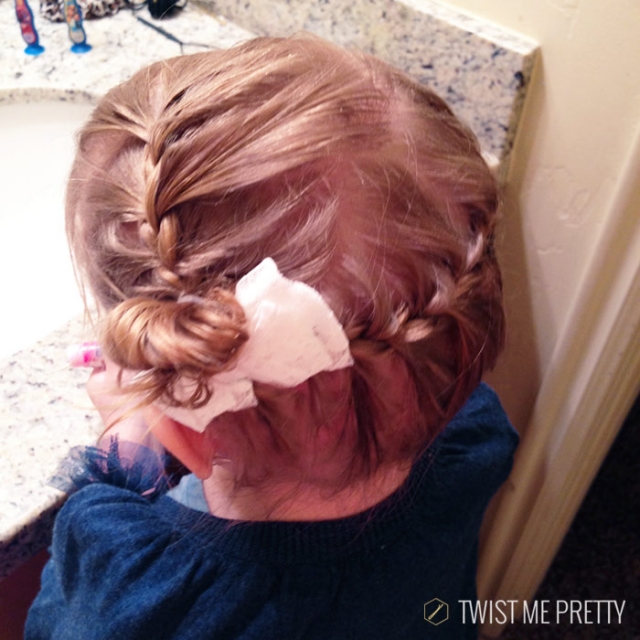 Styles for the wispy haired toddler - Twist Me Pretty