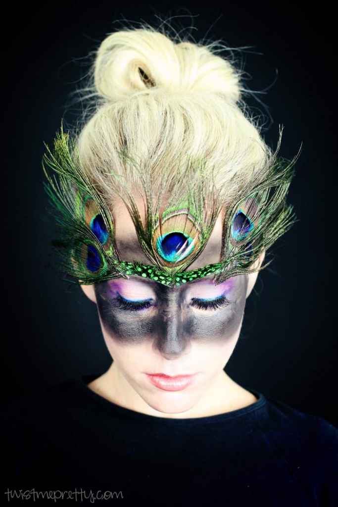 Easy Peacock Makeup Tutorial - Twist Me Pretty