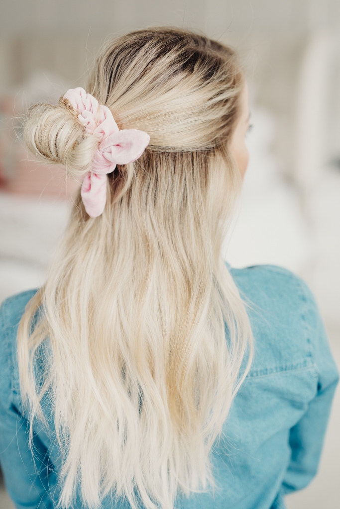 8 Ways to Wear a Scrunchie! - Twist Me Pretty