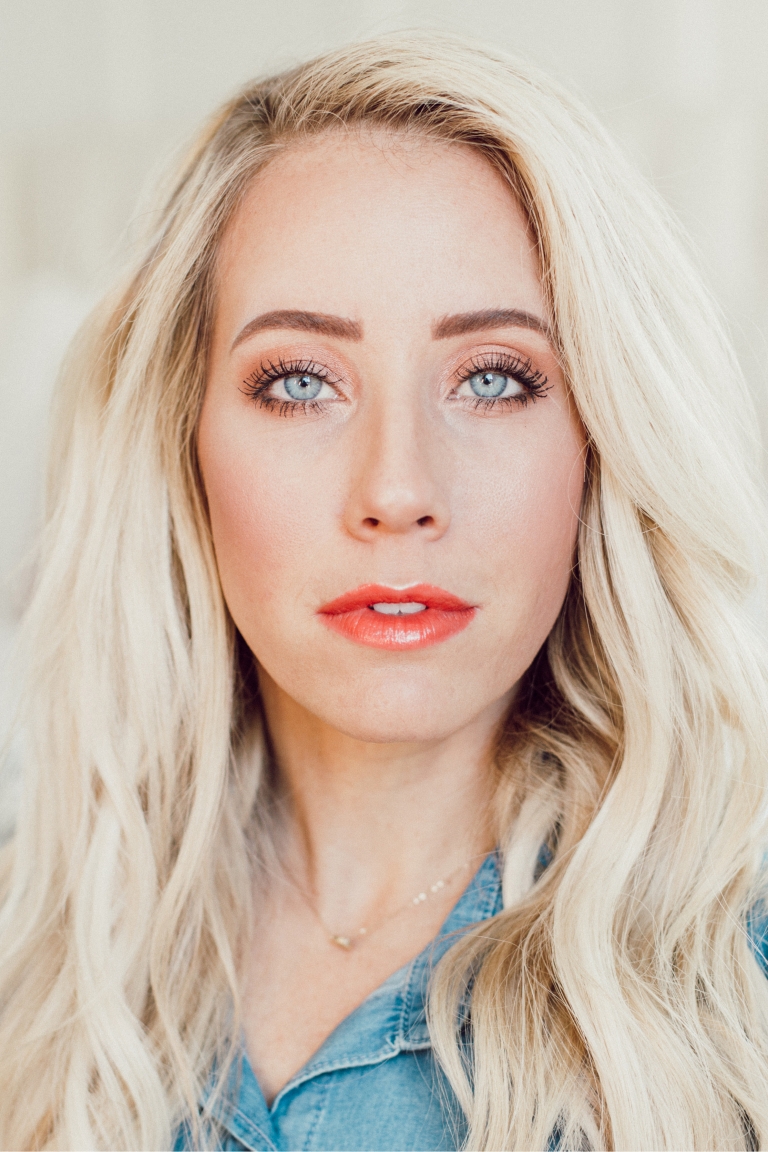 10 Minute Makeup Routine - Twist Me Pretty