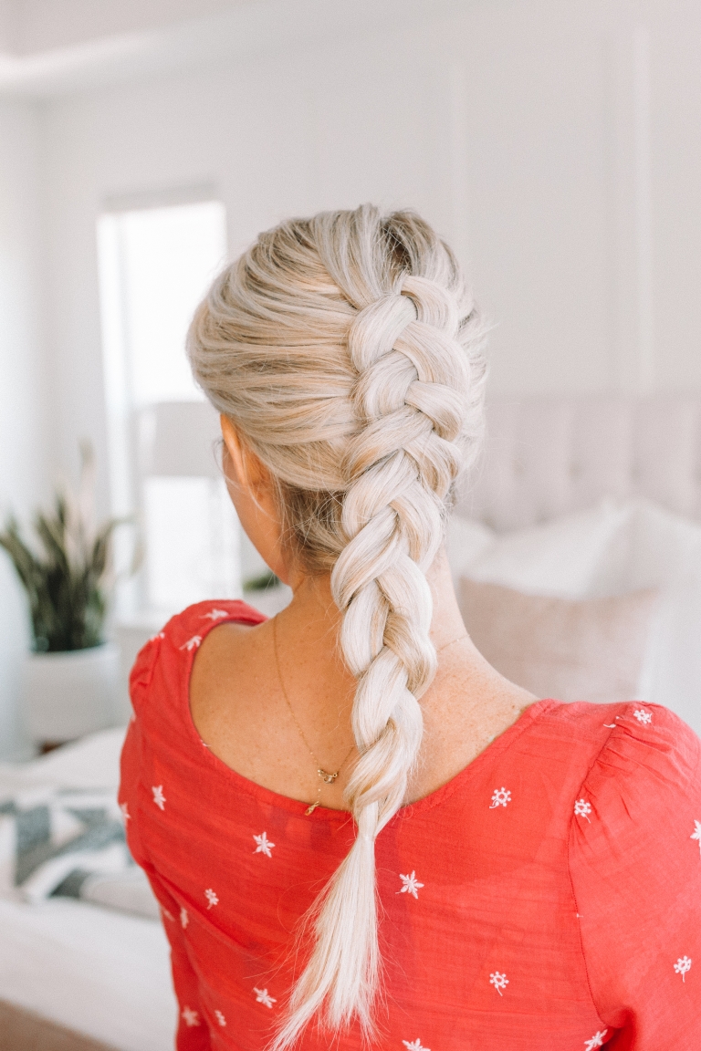 Learn How To Dutch Braid FOR BEGINNERS! - Twist Me Pretty