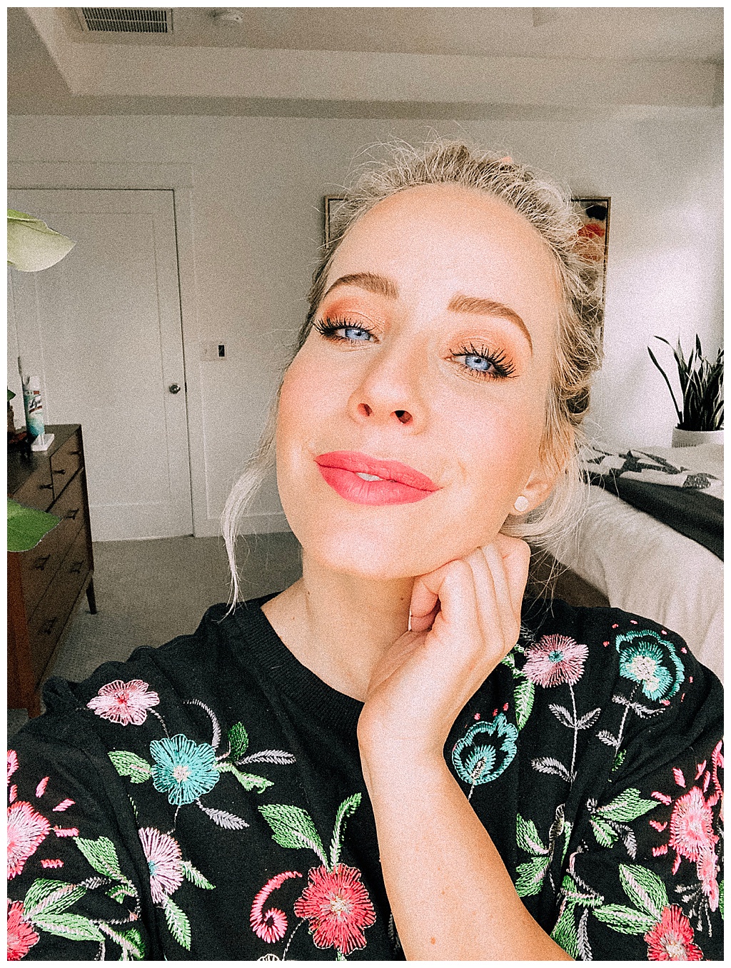 Abby-makeup-tutorial-for-bright-eyes - Twist Me Pretty