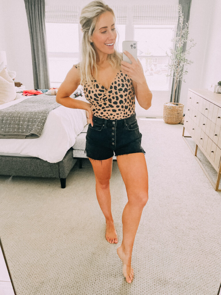 Self-Tanner Tips and Tricks - Twist Me Pretty